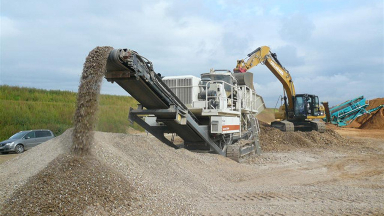 Brechanlagen NORDBERG Lokotrack LT200HP (Kegelbrecher) - Baumaschinen ...